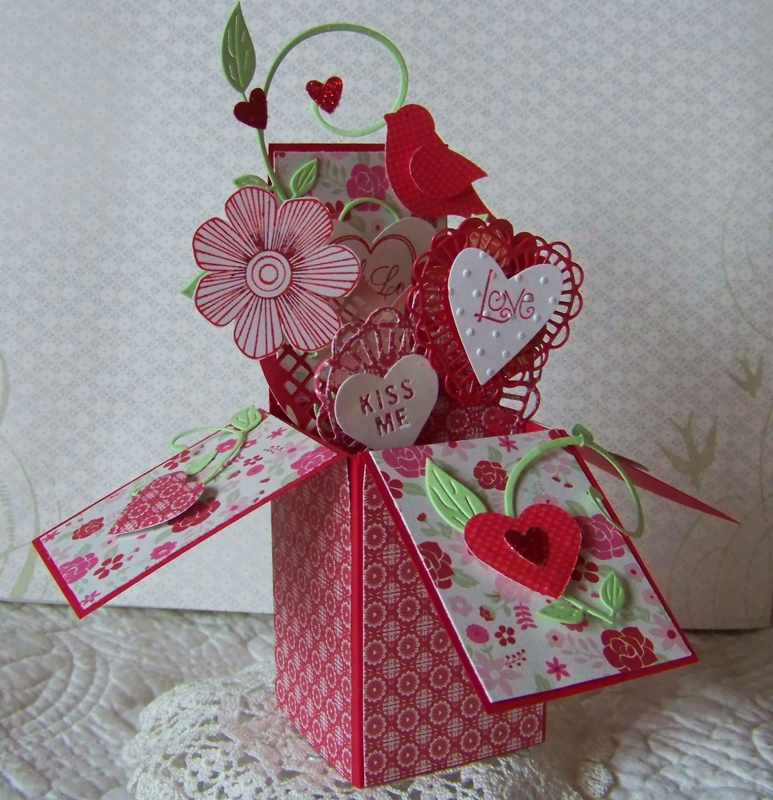 Nellies Nest: Card In A Box