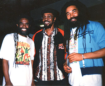HISTÓRIA DO REGGAE: TWINKLE BROTHERS