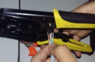 Cara Crimping Kabel UTP ke RJ-45 (Straight dan Cross)