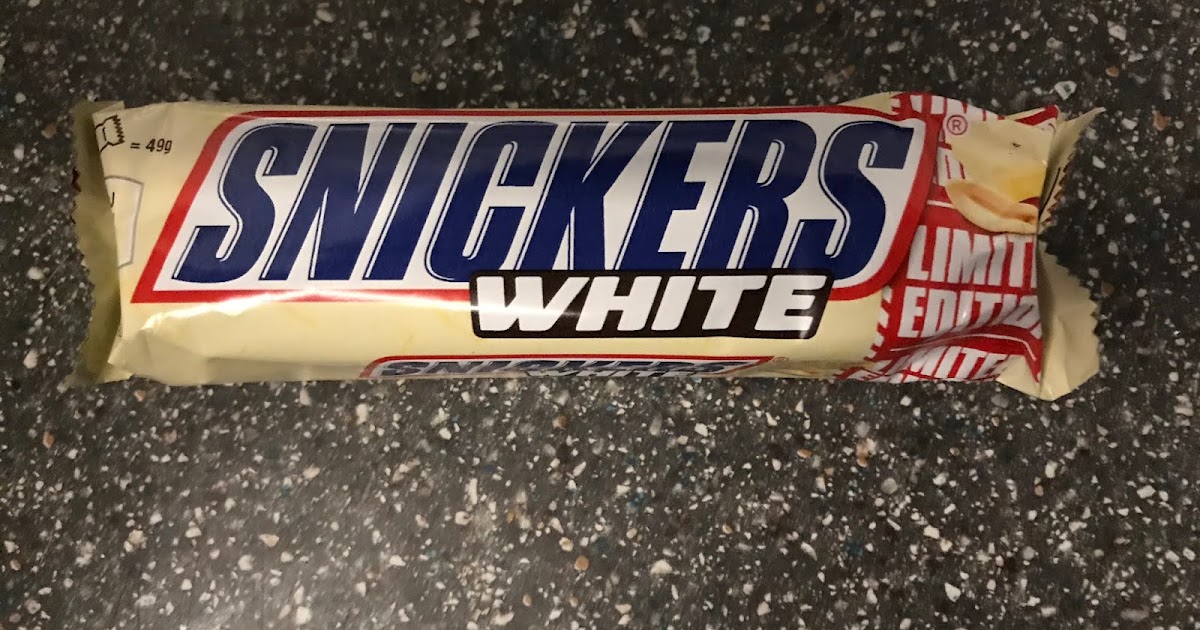 A Review A Day: Today's Review: Snickers White