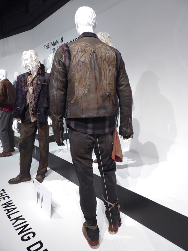 Hollywood Movie Costumes and Props: The Walking Dead's Daryl Dixon and ...