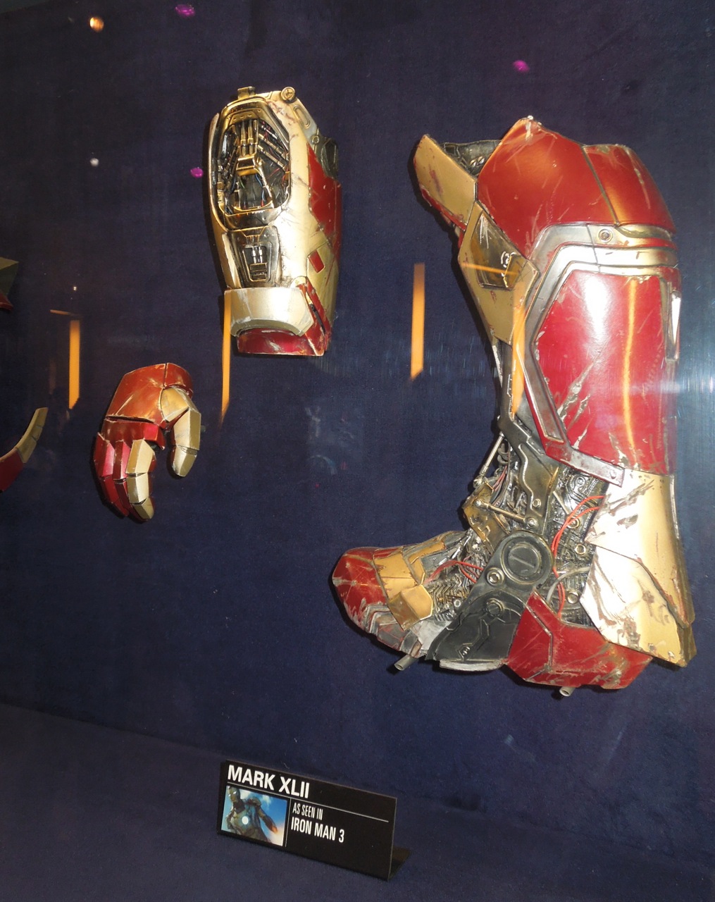 Hollywood Movie Costumes and Props: Iron Man 3 Mark 42 armour on ...