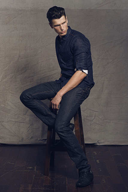 Unobtrusive Fashion: Julien Descamp by Wong Sim