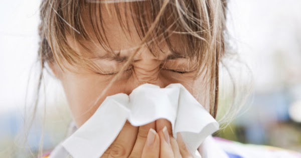 O que causa o espirro?