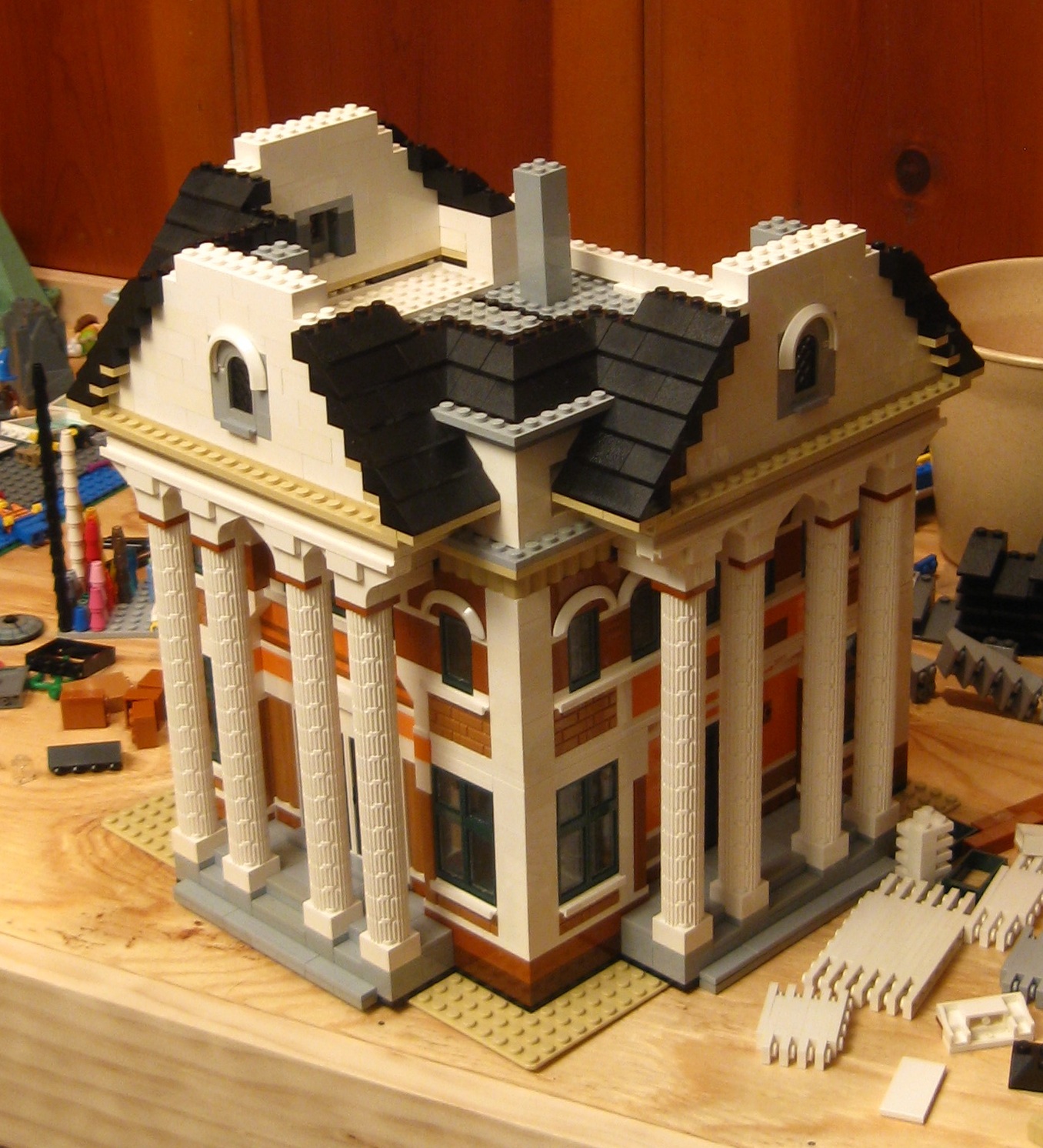 randuwa: Erection Of A Lego Courthouse