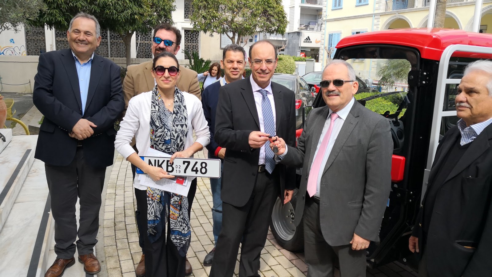 ΕΞΥΠΝΗ ΚΑΙ ΠΡΑΣΙΝΗ ΜΕΤΑΚΙΝΗΣΗ ΣΤΗ ΛΕΜΕΣΟ Η EXXONMOBIL ΠΡΟΣΦΕΡΕΙ ...