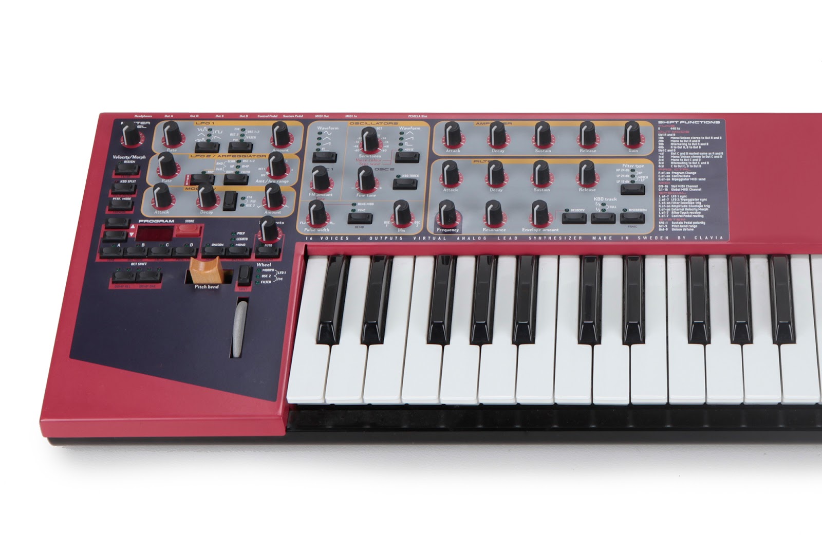 MATRIXSYNTH: Clavia Nord Lead 2 Virtual Analog Synth SN 20014484