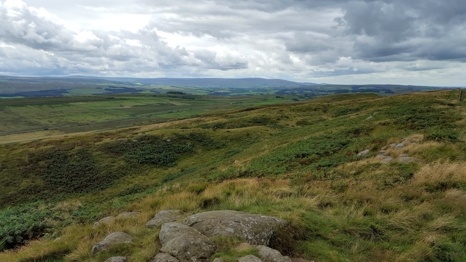 Neil's Hillwalking Exploits: Humping and Tumping along Hadrian's Wall