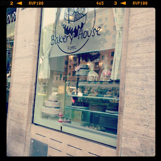 Style Guide: AN AMERICAN CORNER IN ROME: THE BAKERY HOUSE