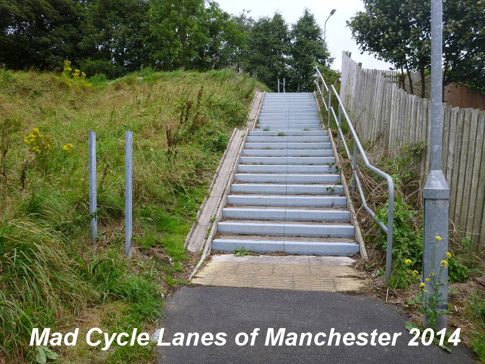 Mad Cycle Lanes of Manchester: Roe Green Loopline 3, M61 to Bolton