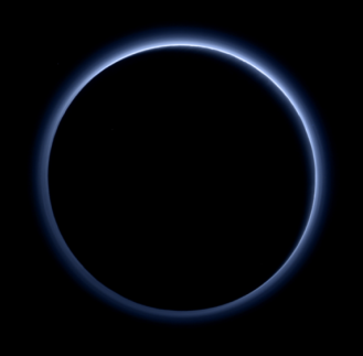 ASTRONOMIA : LA ATMÓSFERA AZUL DE PLUTÓN