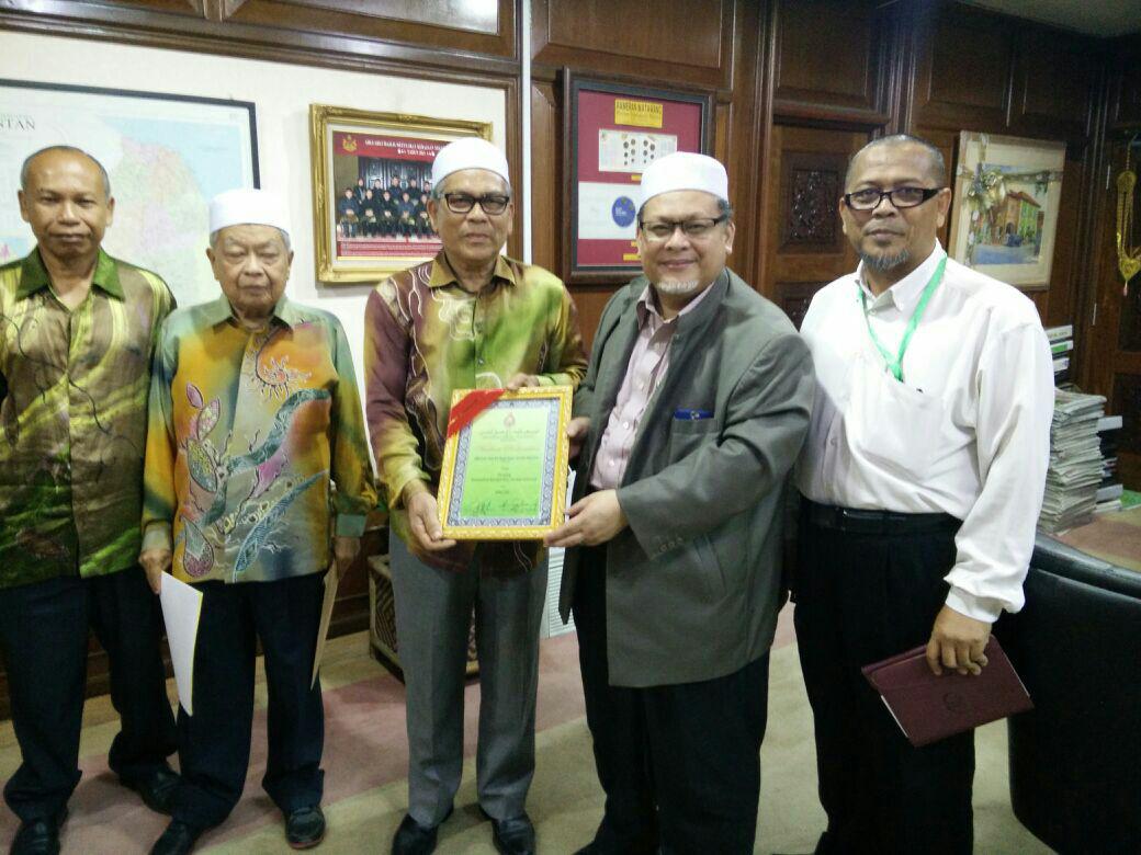 PERTUBUHAN KERABAT RAJA JEMBAL KELANTAN