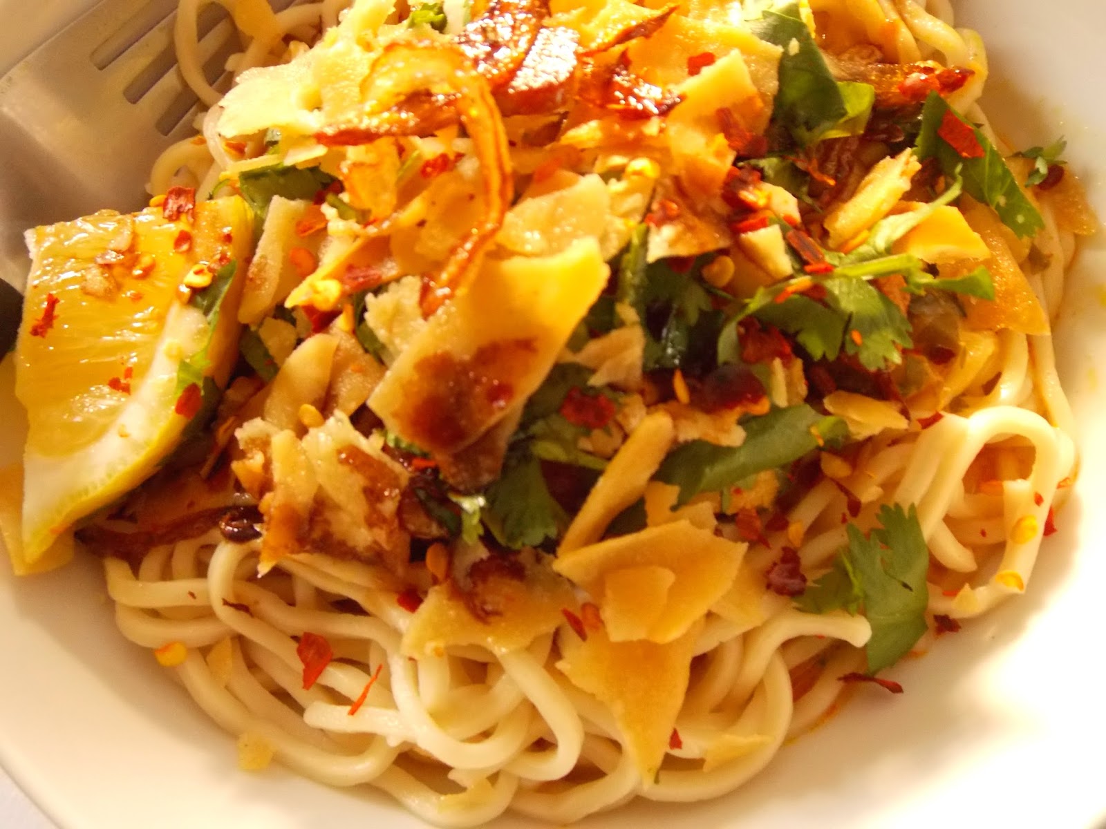 SpicePod: Burmese Coconut & chicken noodles (khow suey)