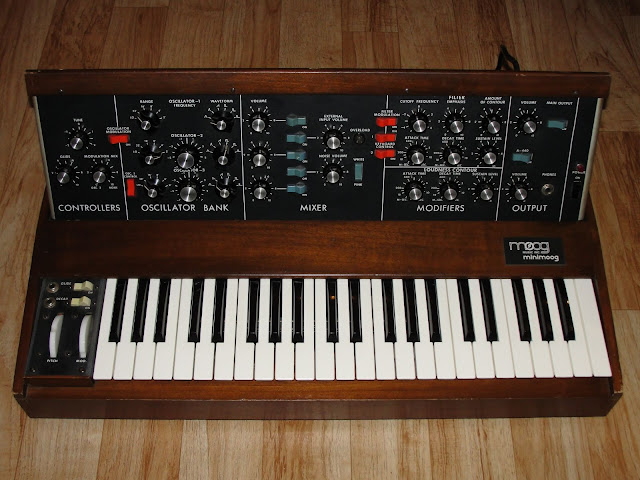 MATRIXSYNTH: Vintage 1973 Minimoog Model D SN 2875