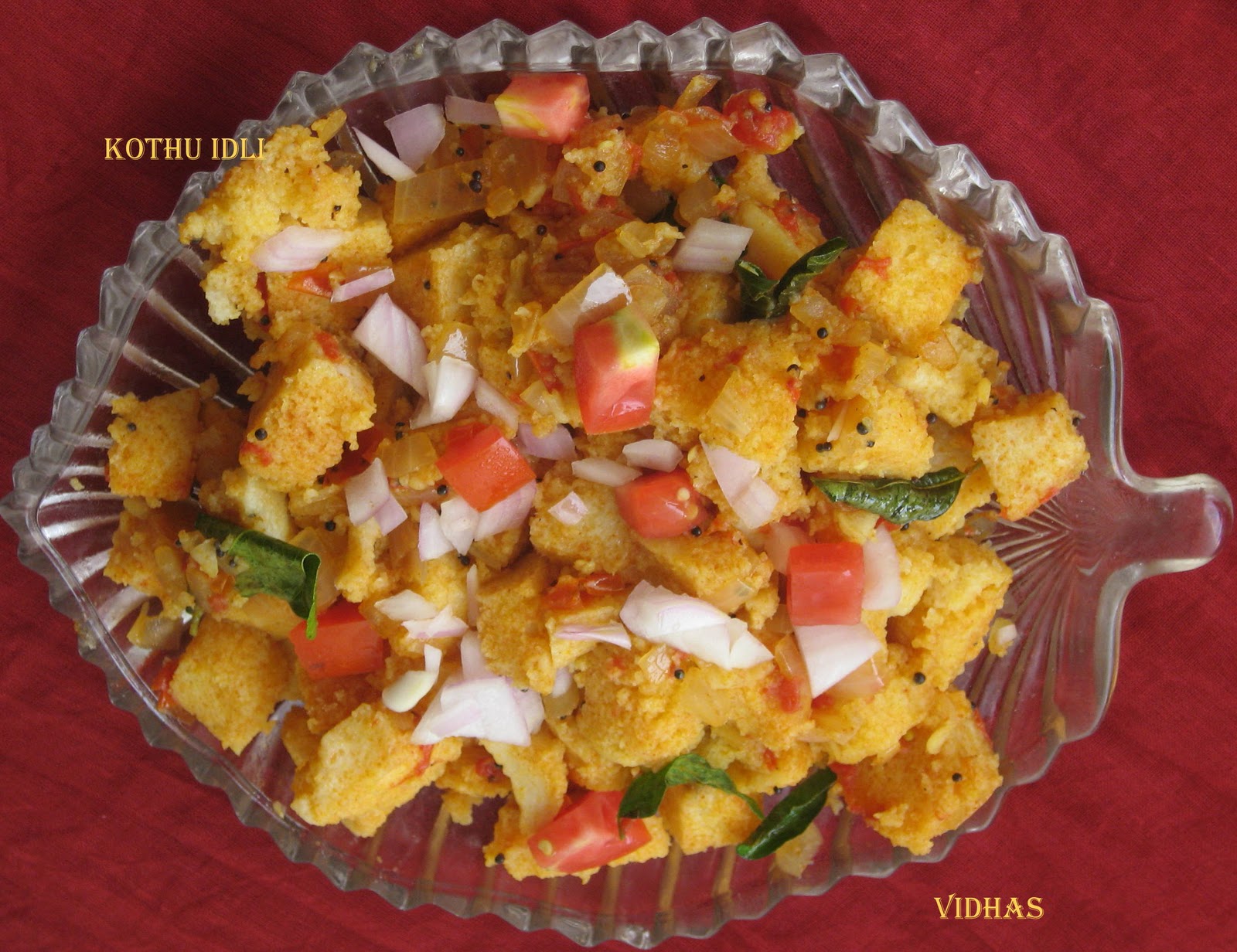 Vidhas Kitchen: KOTHU IDLI - A LEFT OVER MAGIC