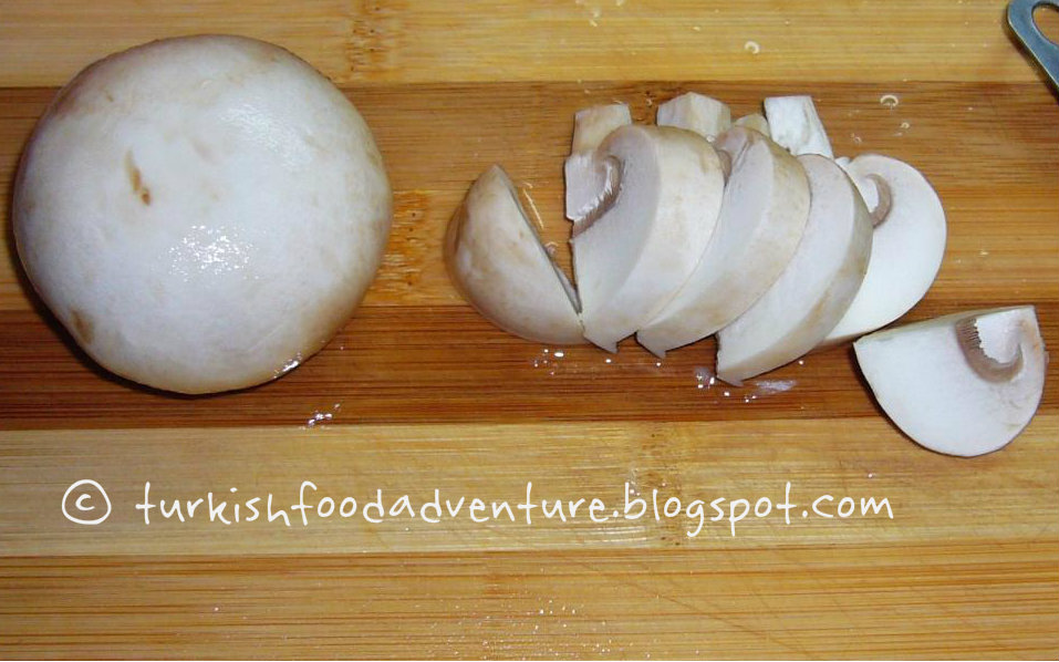 Turkish Food Adventure: How to Make Mushroom Saute – Mantar Sote