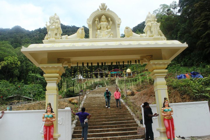 Poison Apple: The Mount Matang Hindu Temple: Lost in Time and Revived Again