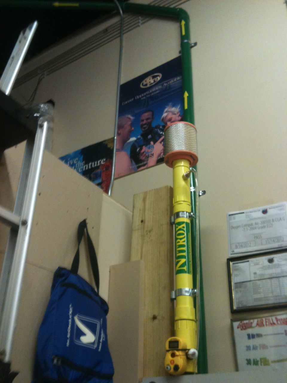 Gigglin' Marlin Dive & Swim: Check Out Gigglin' Marlin's New Trimix System