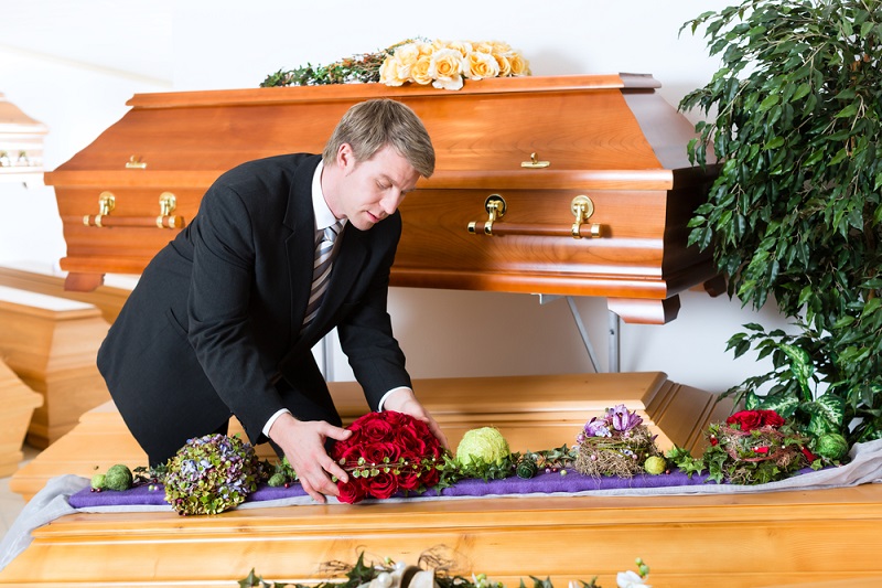 Tips for Choosing the Best Company Among Many Funeral Companies ...
