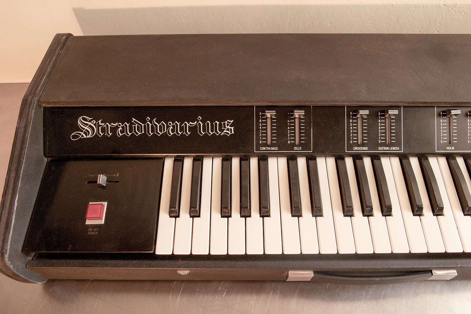 MATRIXSYNTH: Eko Stradivarius Analog String Machine