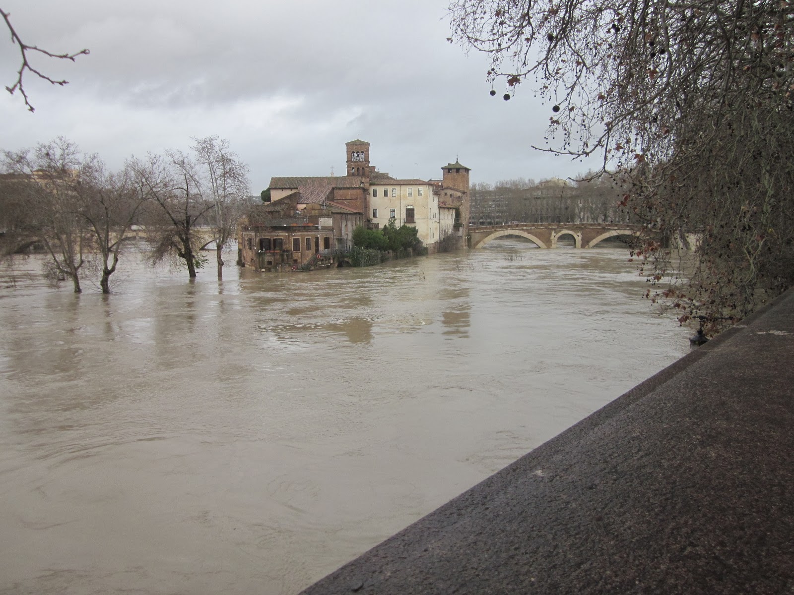Sights of Rome: Floods on the Tiber