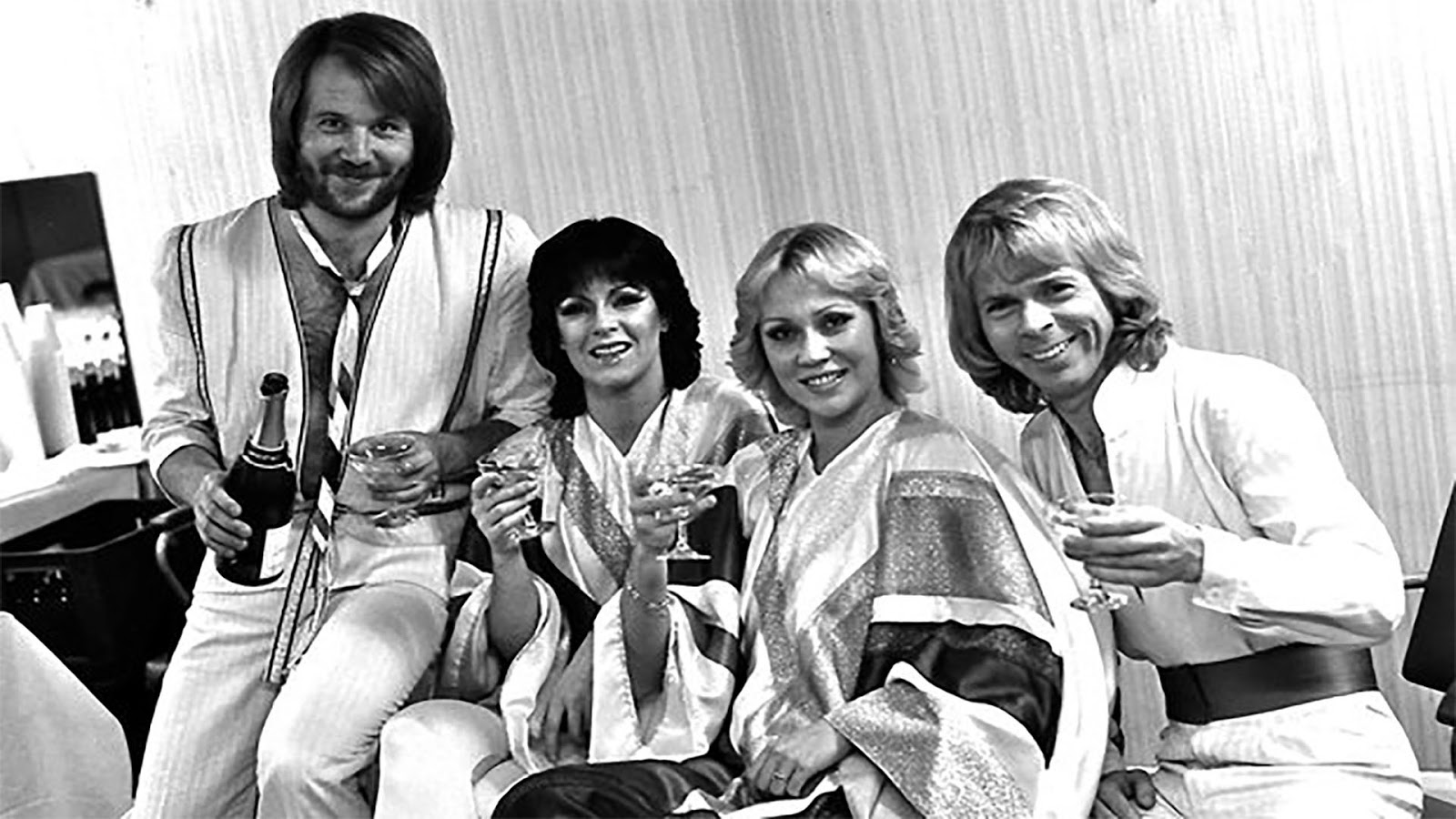 TV A LENHA E O VIAJANTE DO TEMPO: ABBA - A HISTÓRIA E AS 2 ÚLTIMAS ...