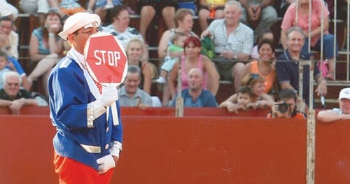 VUELTA AL RUEDO: El espectáculo de "El Bombero Torero" se retira de los ...