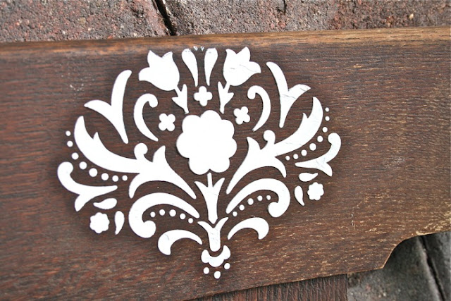 The Polka Dot Closet: How To Do A Raised Stencil With Vinyl Spackling