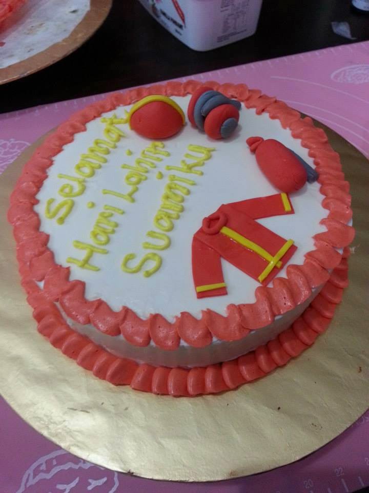 MS Oven Ingredients (IP0365387-T): Tempahan Kek Tema Bomba