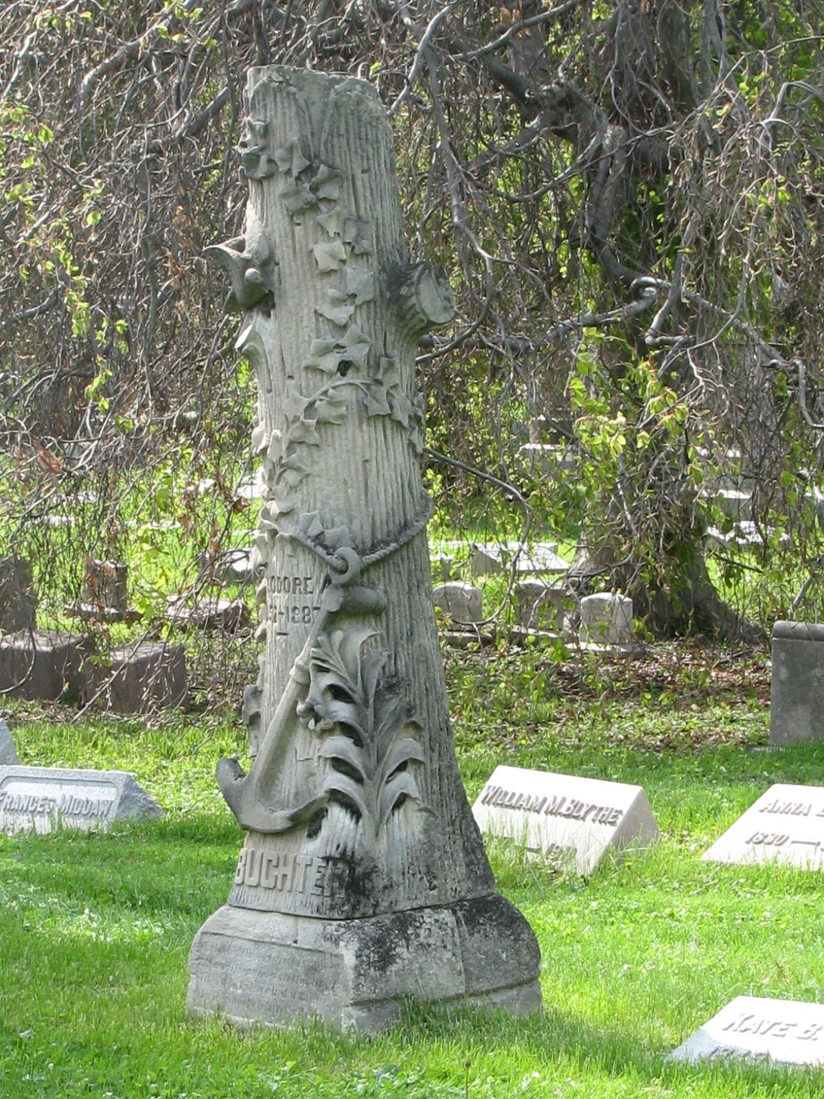 A Grave Interest: Woodmen of the World and the Tree Stone Grave Markers