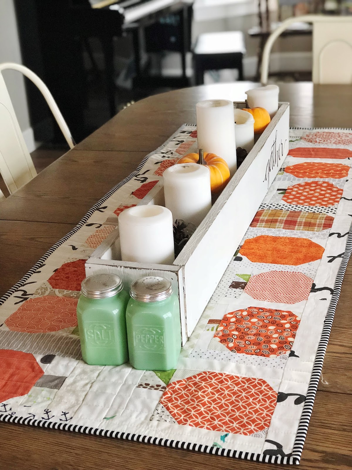 Red Rainboots Handmade: Scrap Buster Pumpkins Tutorial