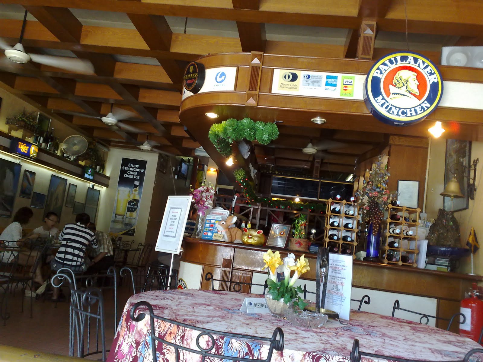 It's About Food!!: Ingolf's Kneipe German Restaurant