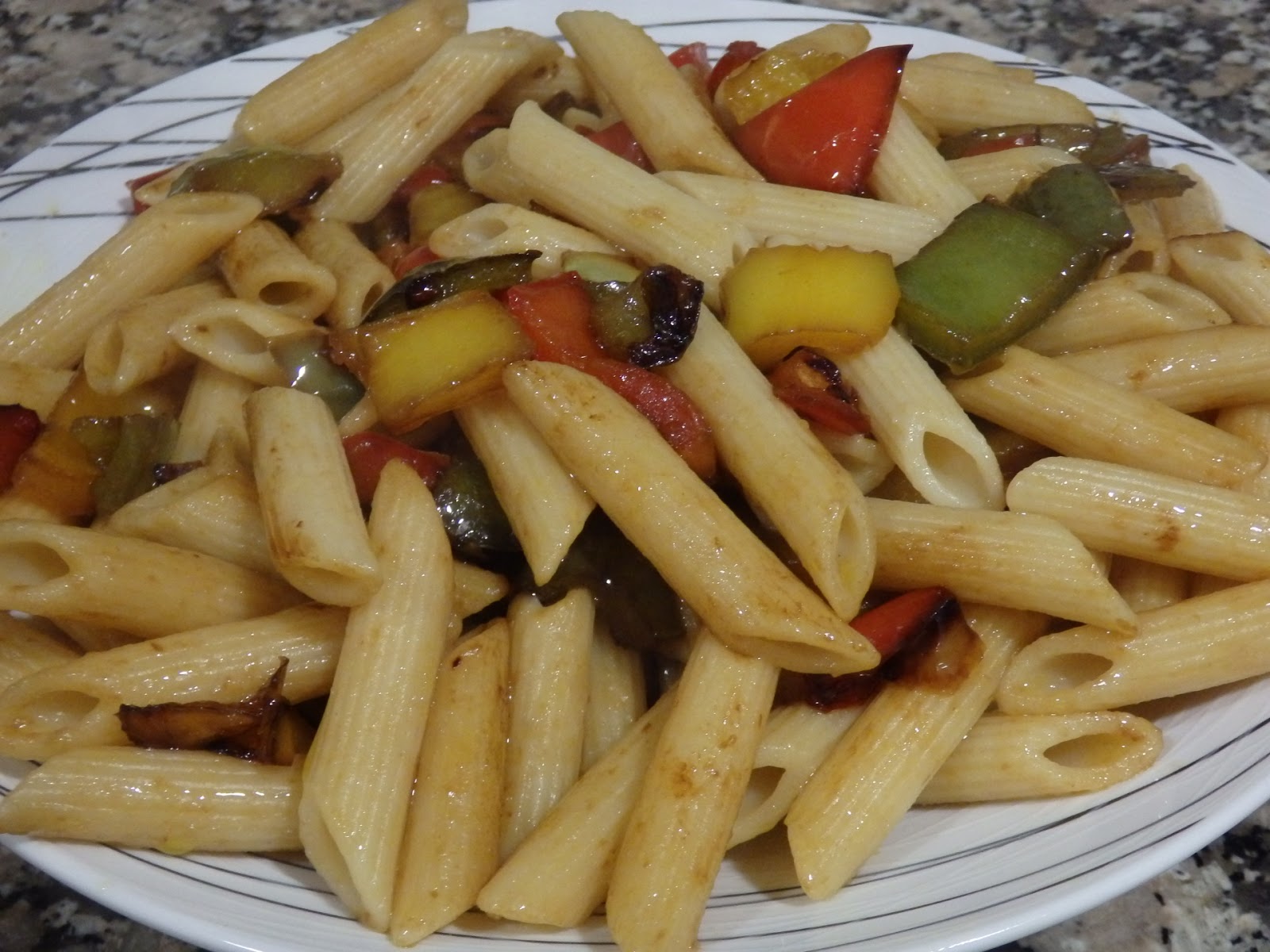 OSUKAA IS COOKING: PENNETTE RIGATE INTEGRALE CON PIMIENTOS TRICOLOR Y ...