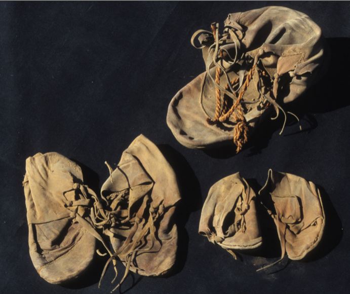 bensozia: Ancient Shoes