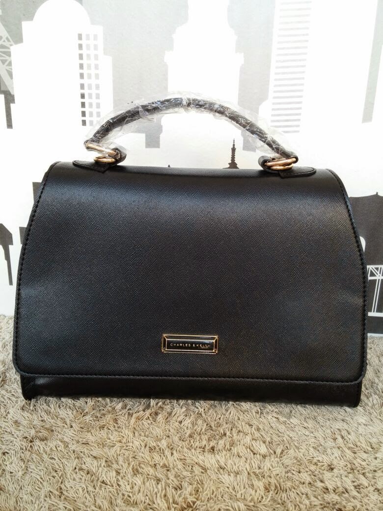 Sarae Butik: Tas Charles & Keith (CK) Boxy