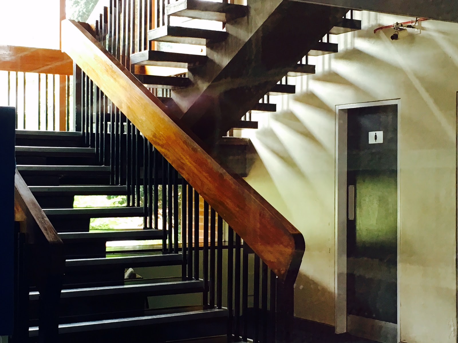 Visual Sound: HULME HALL | UNIVERSITY OF MANCHESTER CAMPUS | 1968 ADDITIONS