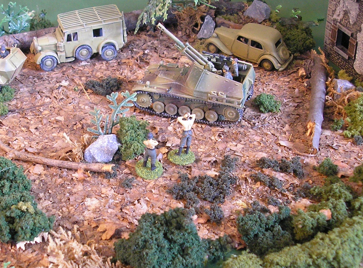 Sigwald's Safehouse: 1/72 WWII Wargaming- Wespe, Plastic Soldier ...