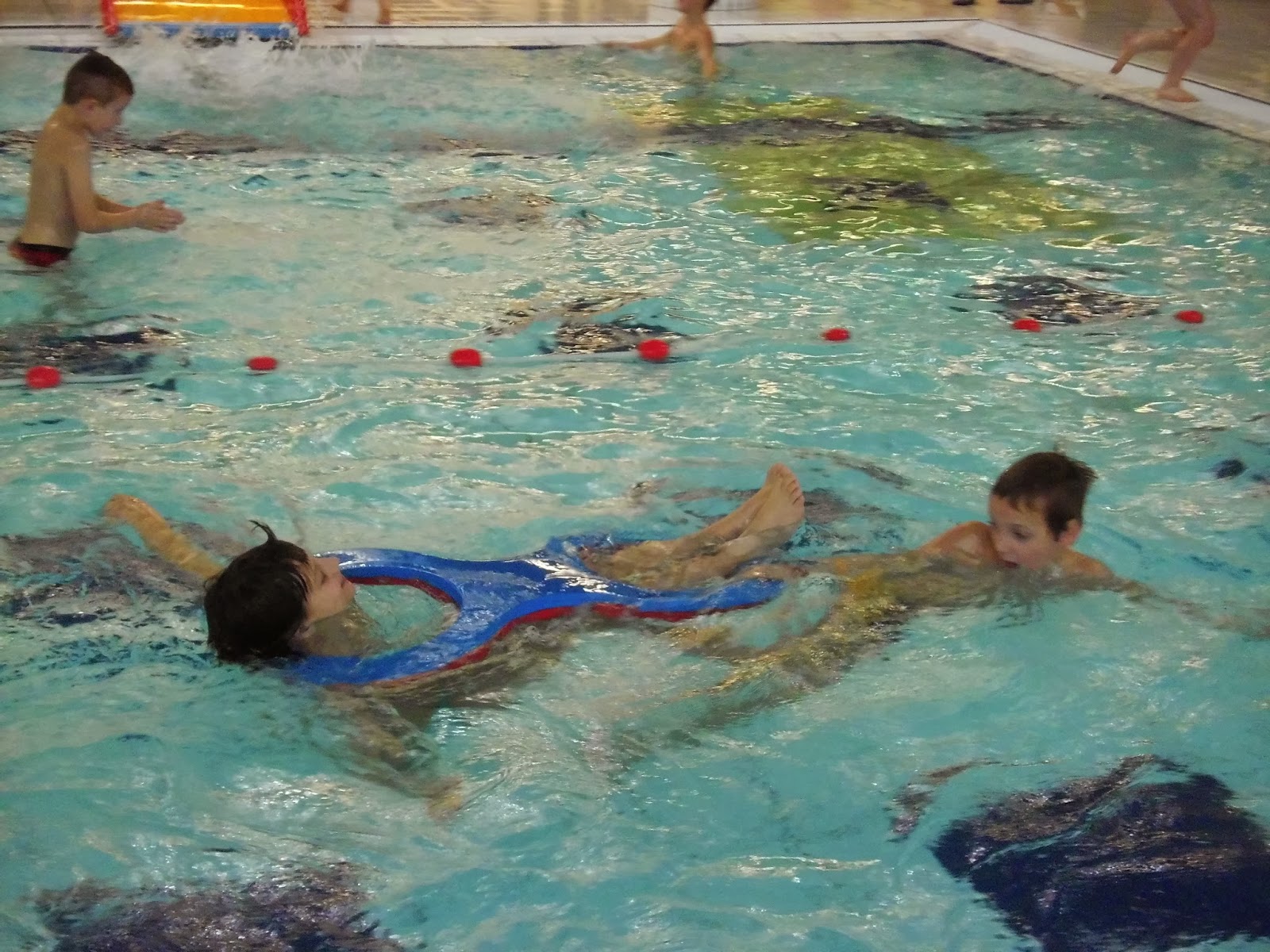 Welkom op de blog van TOEKA!: Toeka 2 gaat zwemmen