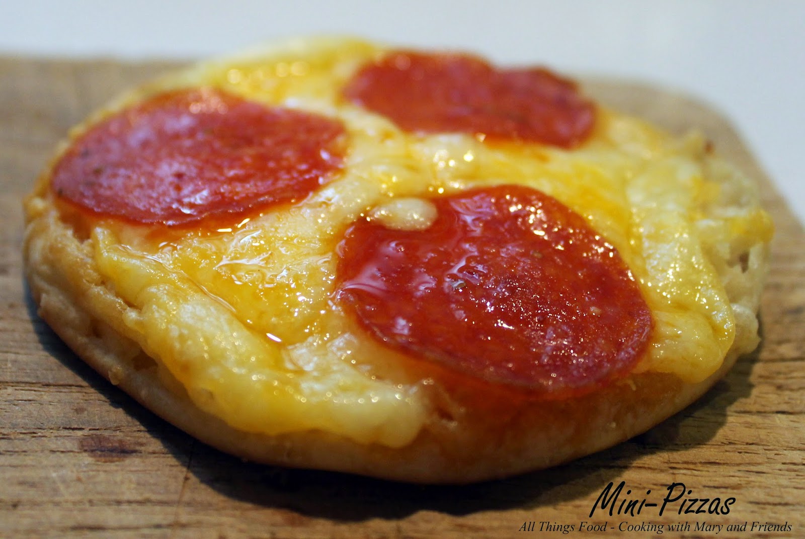 Cooking With Mary and Friends: Quick and Easy Mini-Pizzas