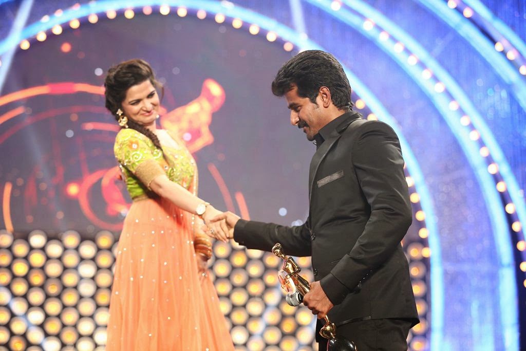 LG moviee: Star Vijay Awards 2014 Photos