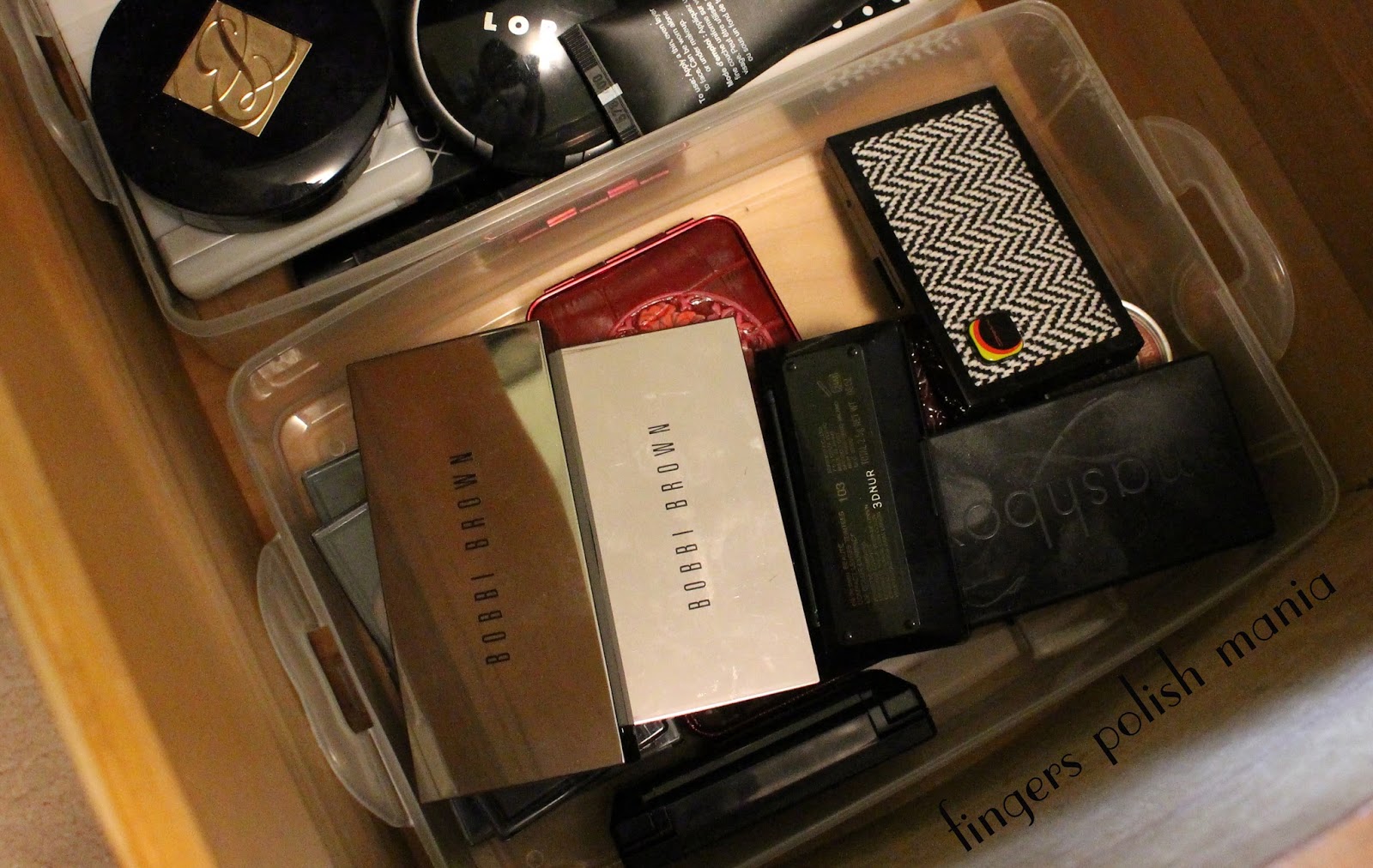 fingers polish mania: My Makeup Stash Part Two