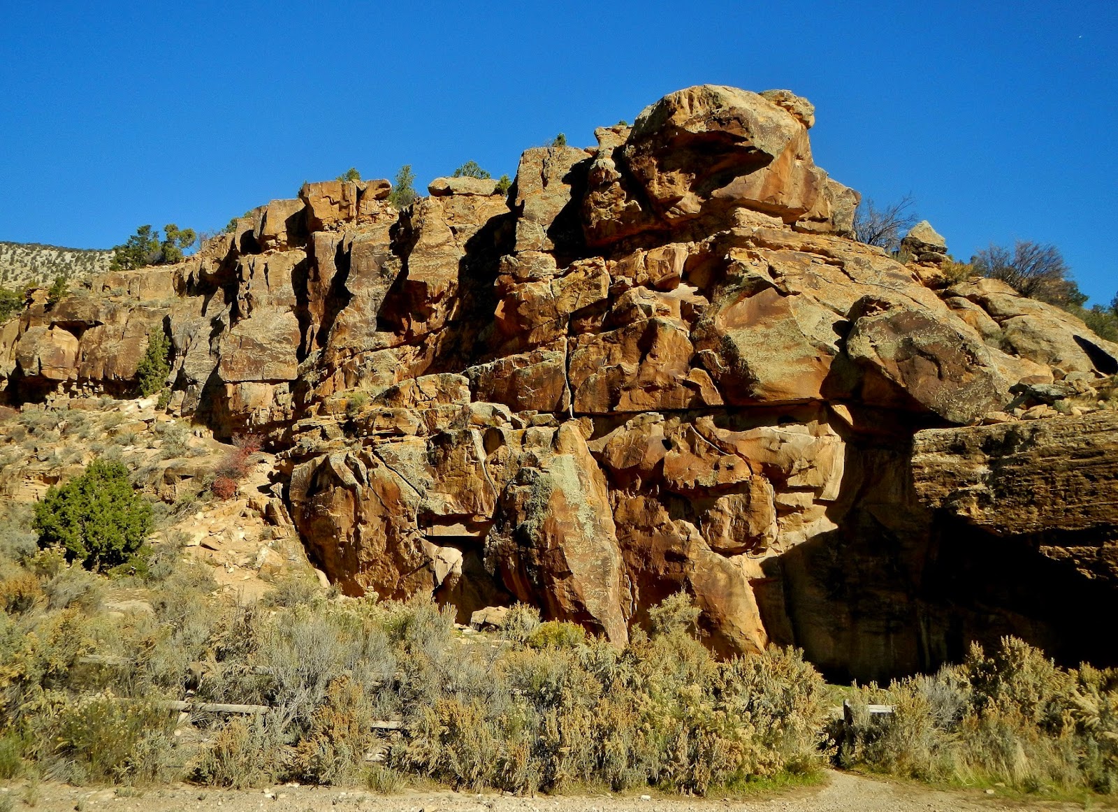 The Southwest Through Wide Brown Eyes: Early Fall at Nine Mile Canyon ...
