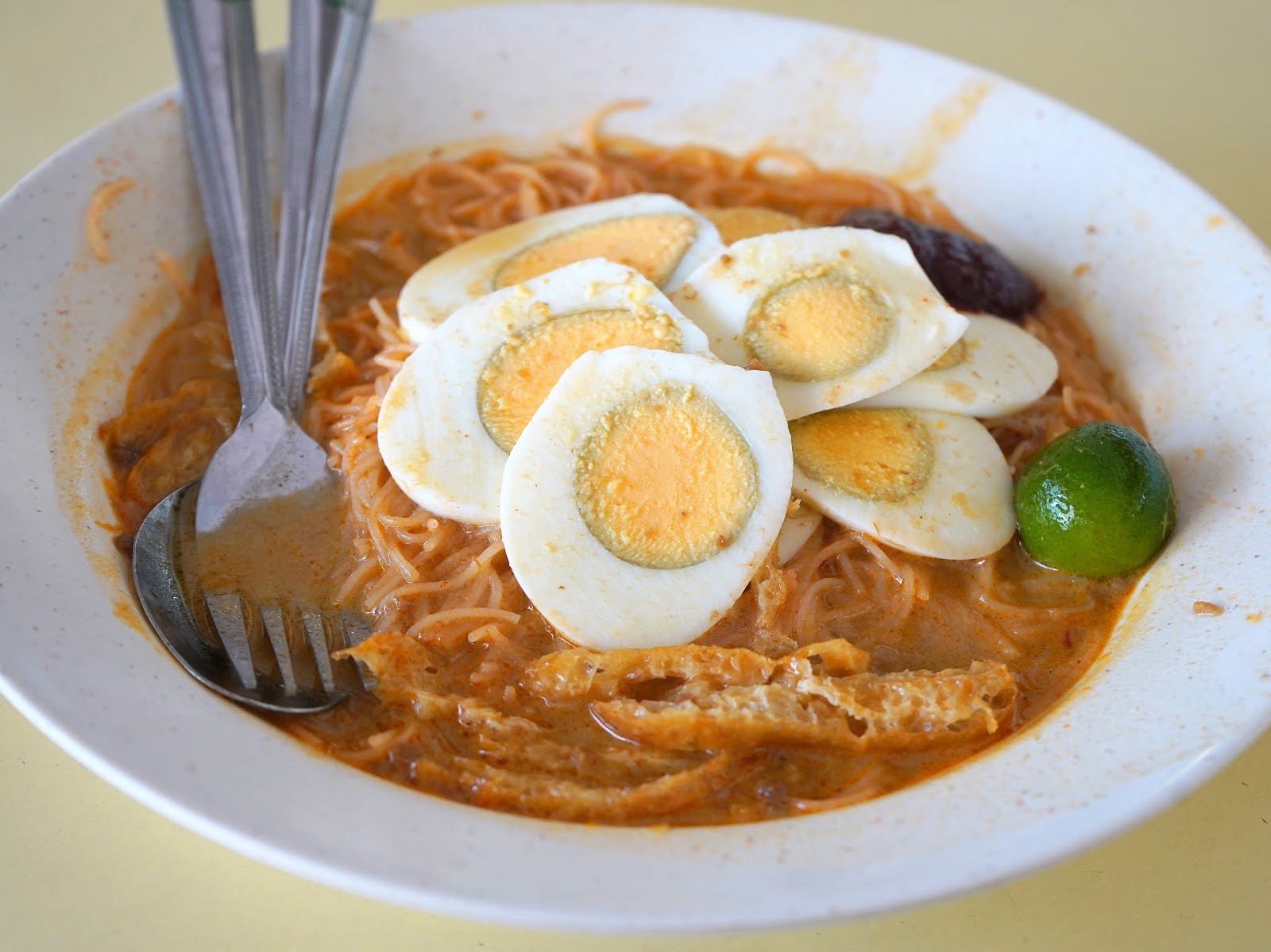 Kwai Luck Mee Siam @ Chong Boon Market. 40 Years Perfecting 1 Dish ...