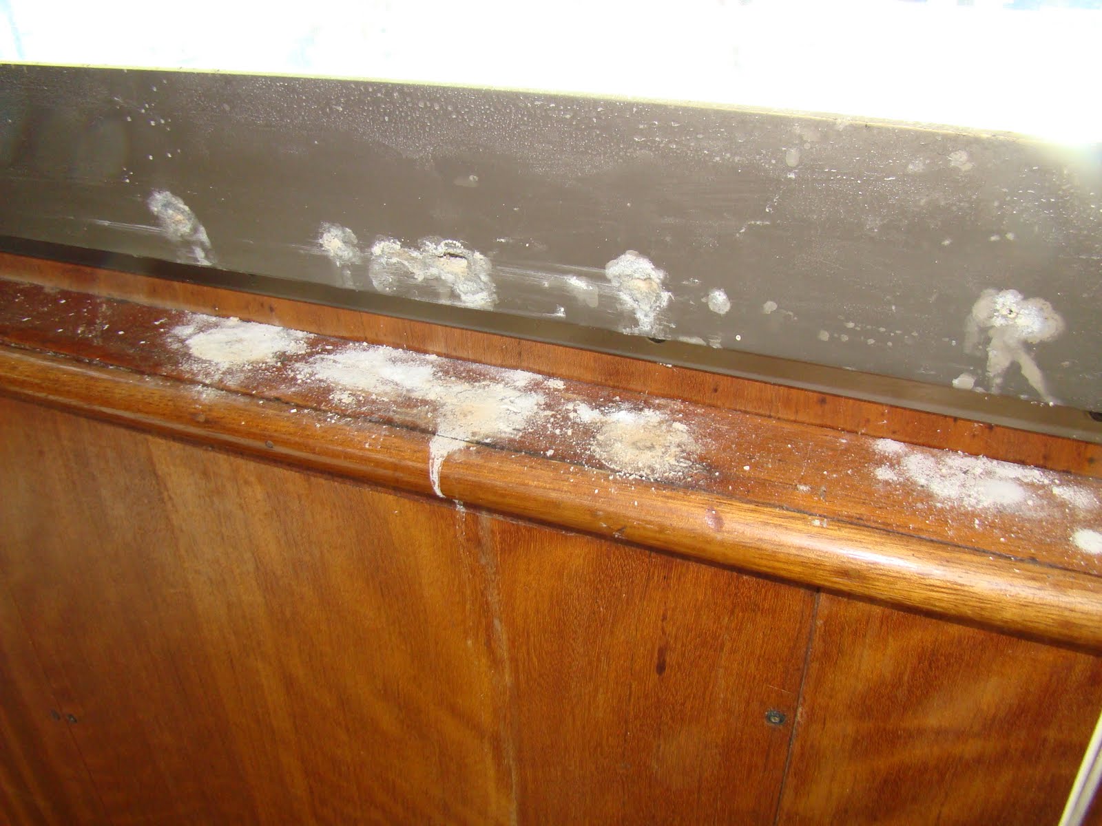 Marginal Maritime Advice: Poultice Corrosion