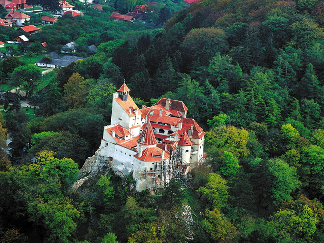Bing daily photo: Bran Castle (Dracula Castle) in Bran, Transylvania ...