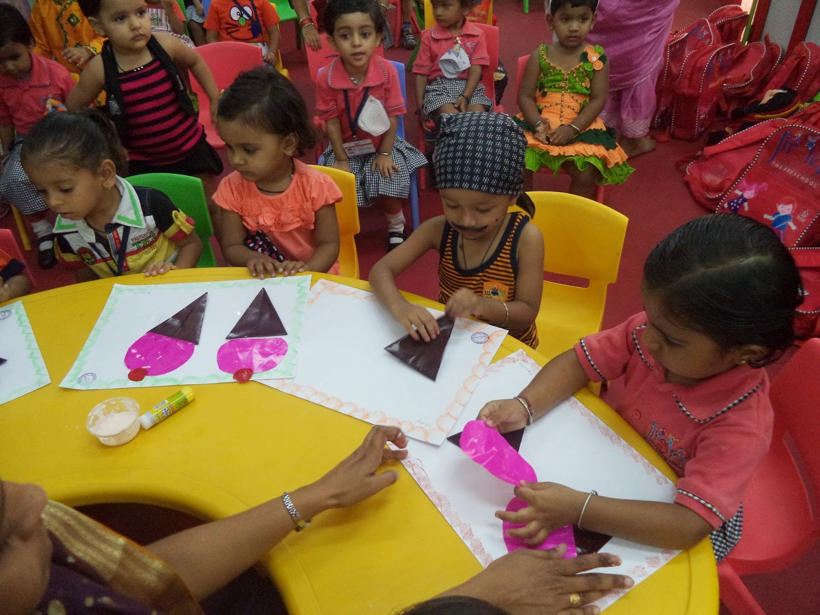 Firstep The Pre-School: PAPER STICKING ACTIVITY