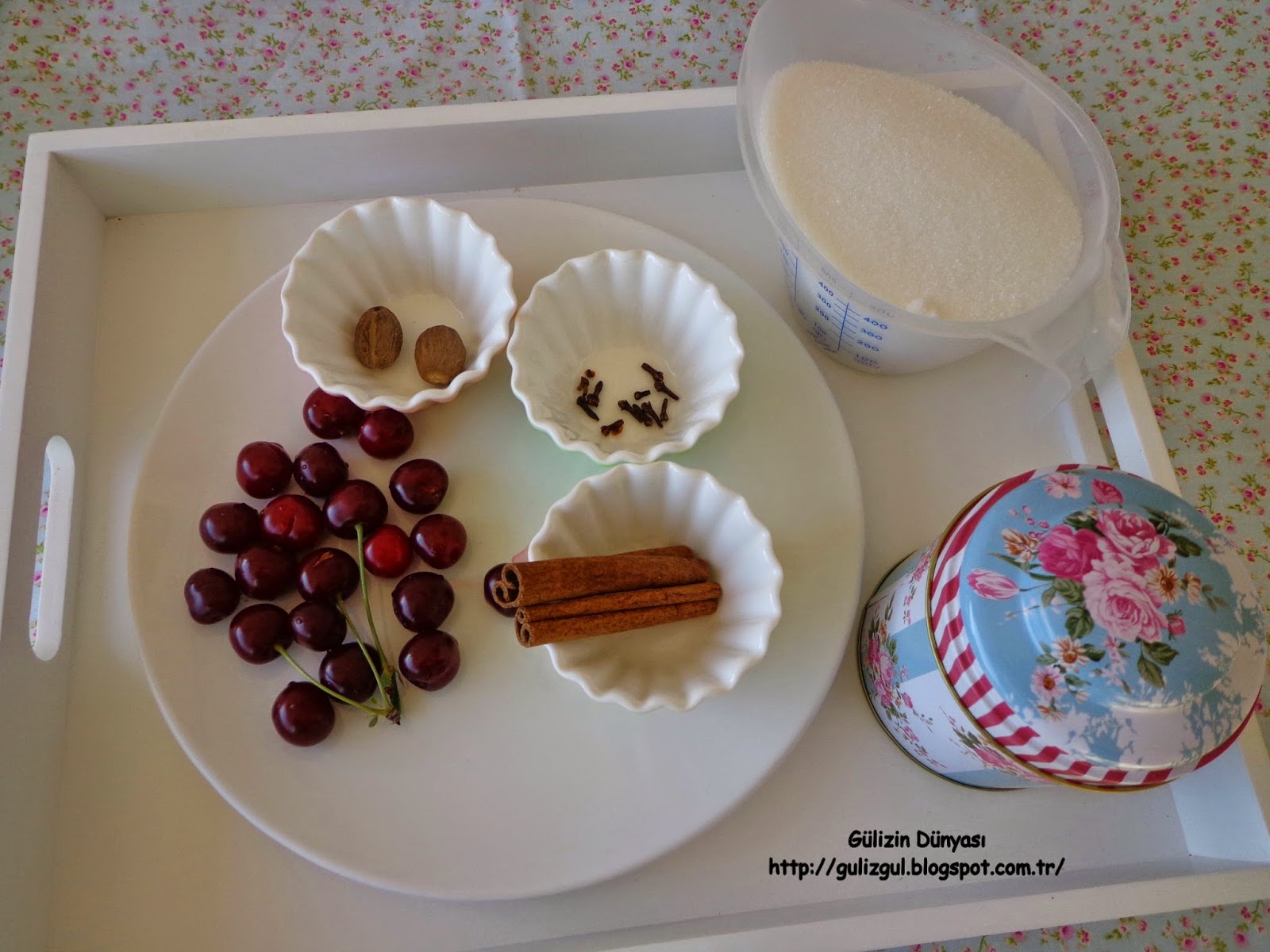 Ev Yapımı Vişne Likörü 1 - Güliz'in Dünyası..🤍💚