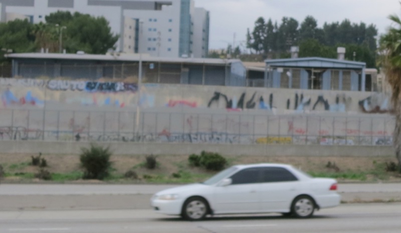 MELROSEandFAIRFAX: Random Freeway Graffiti Around Los Angeles
