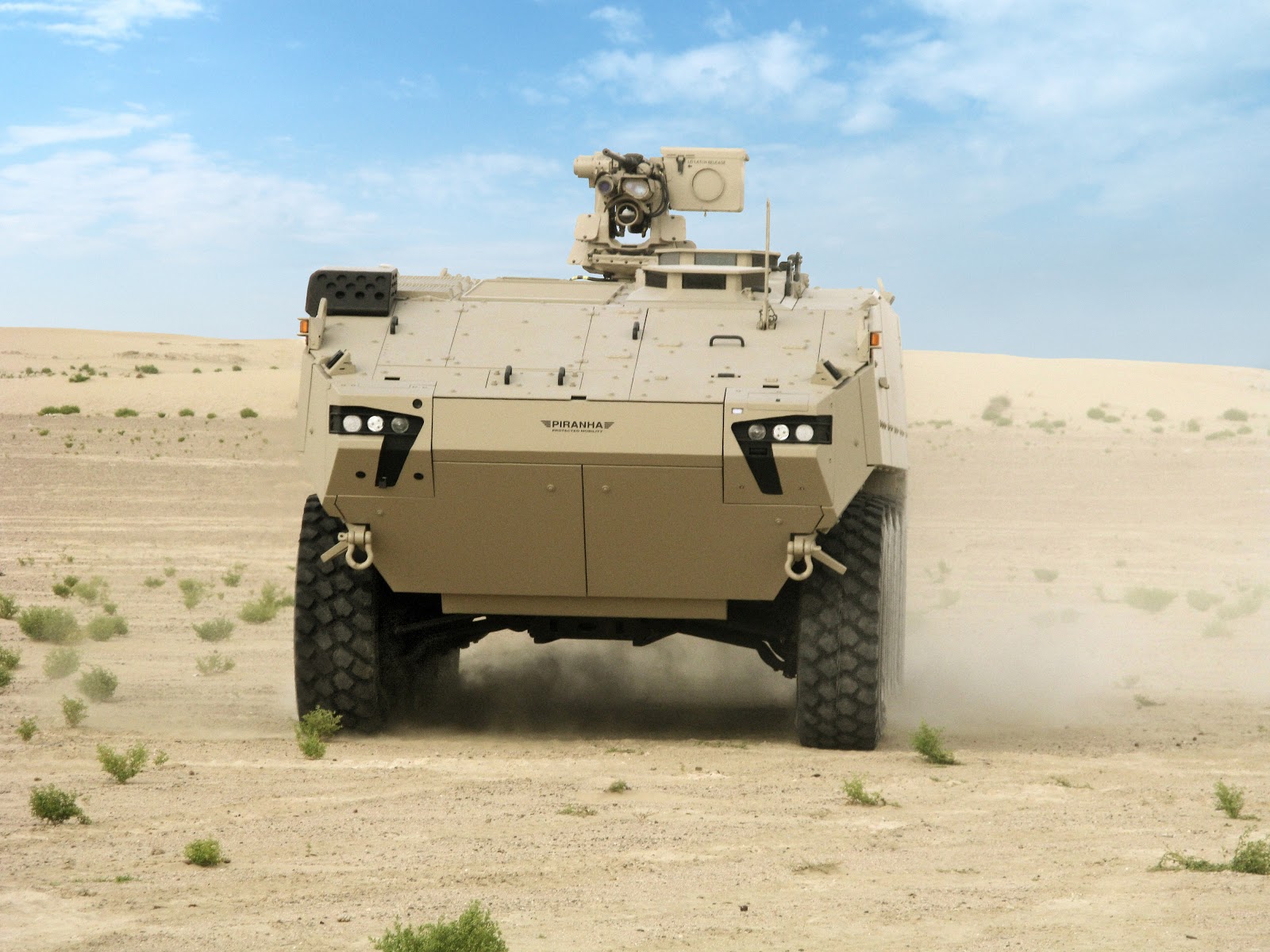 SNAFU!: Piranha 5 Wheeled Armored Vehicle to be produced in Romania...