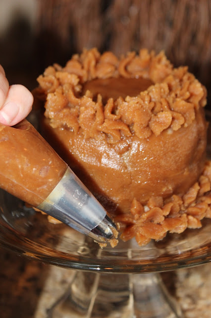 Bolling With 5: Doggie Cake!